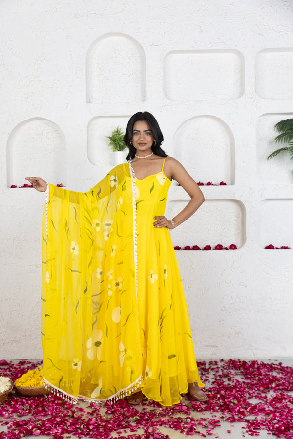 NYSA YELLOW HANDPAINTED ANARKALI SET – Deasha India