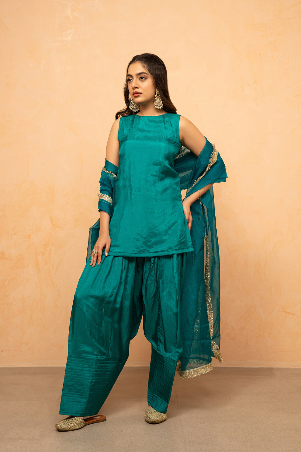 ROSHI GREEN FARSHI SALWAR SUIT SET – Deasha India